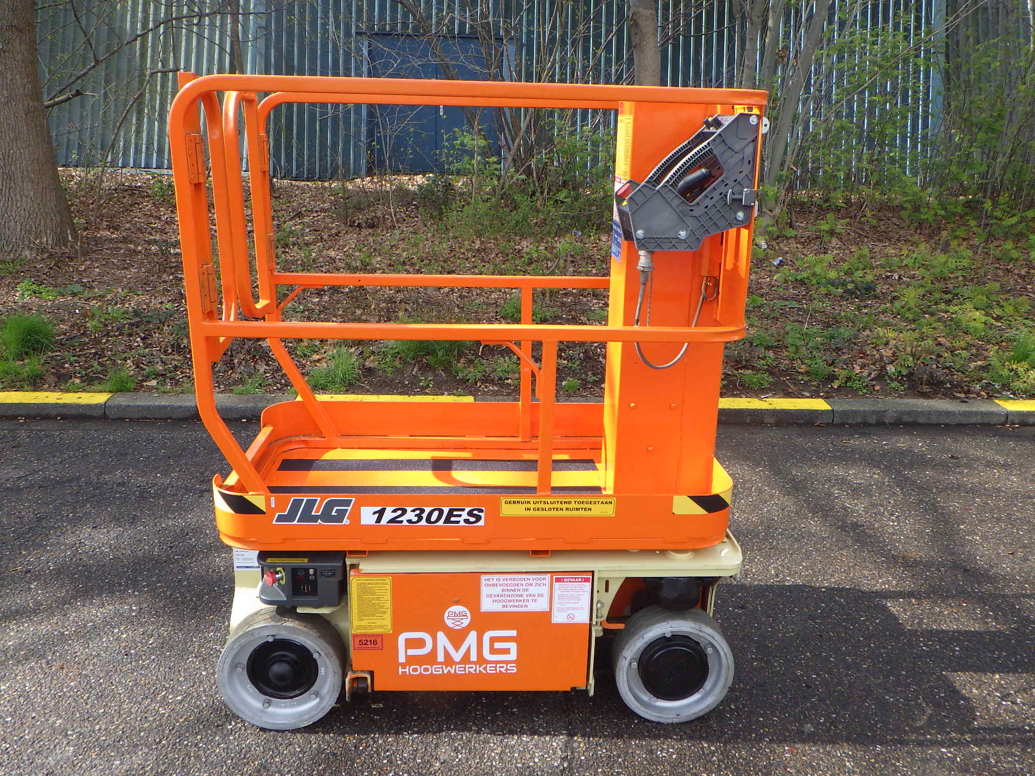 JLG 1230ES 5216